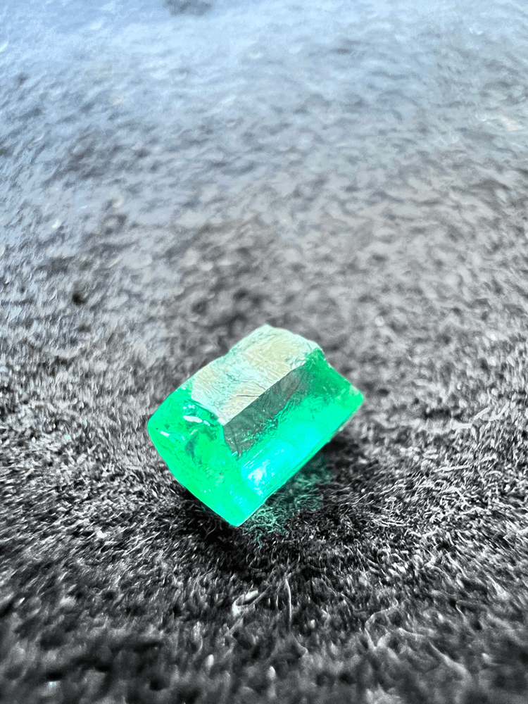 Green beryl: Properties, Uses and Virtues - Gem Gazette